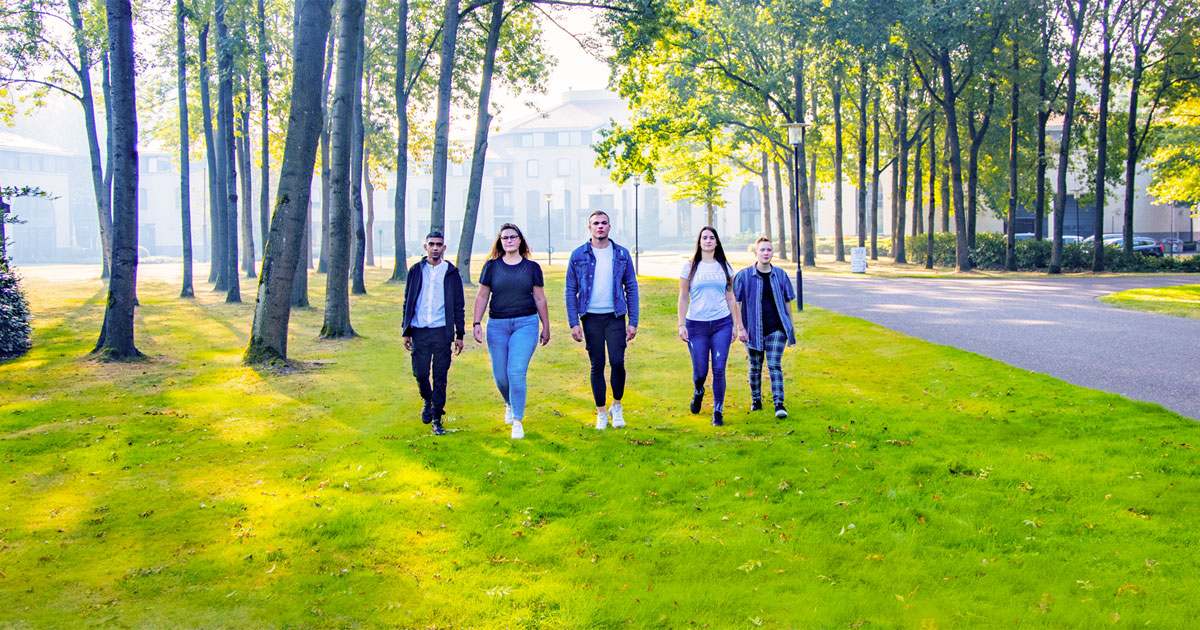 Bekijk onze vacatures - Yes We Can Healthcare Group